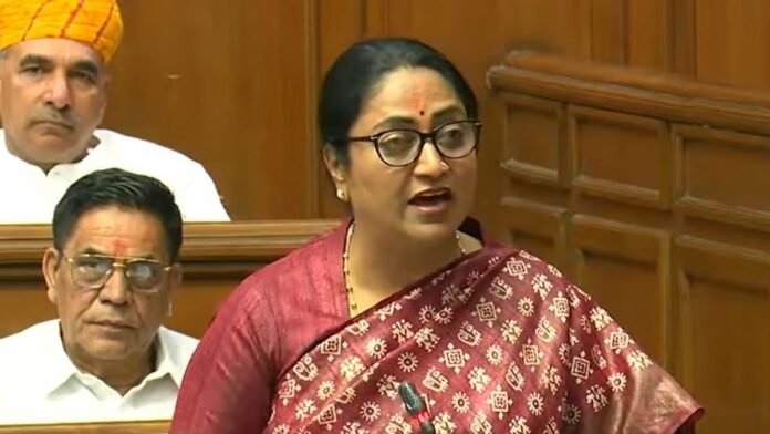 Delhi CM Rekha Gupta Announces Rs 5 Crore Aid for Punjab Flood Relief ...