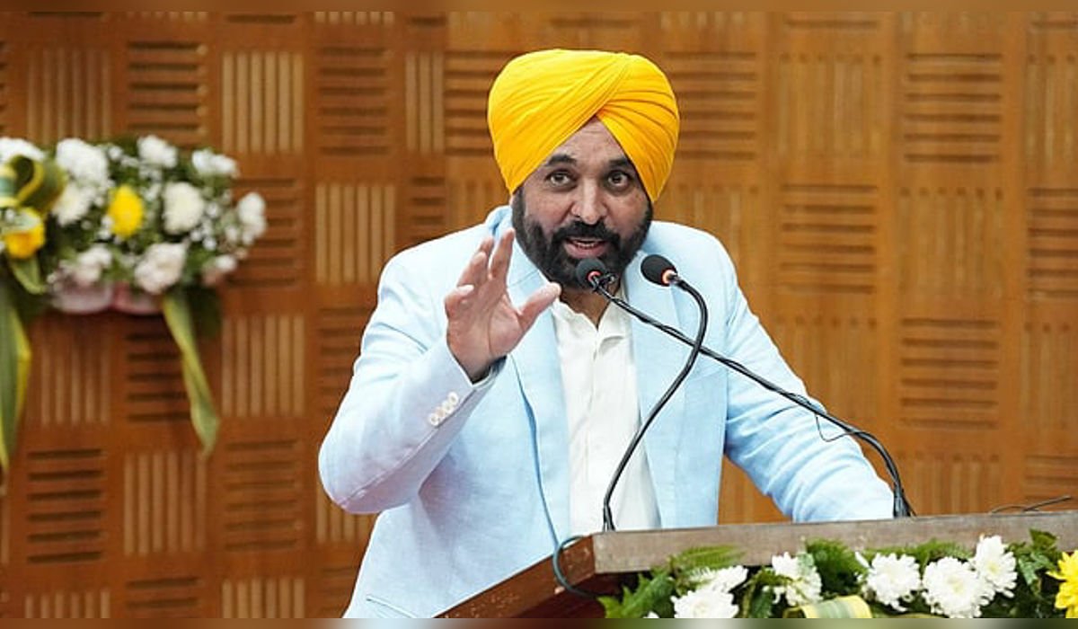 ‘I’m Not Even in That Video’: Bhagwant Mann Hits Back After Akal Takht ...